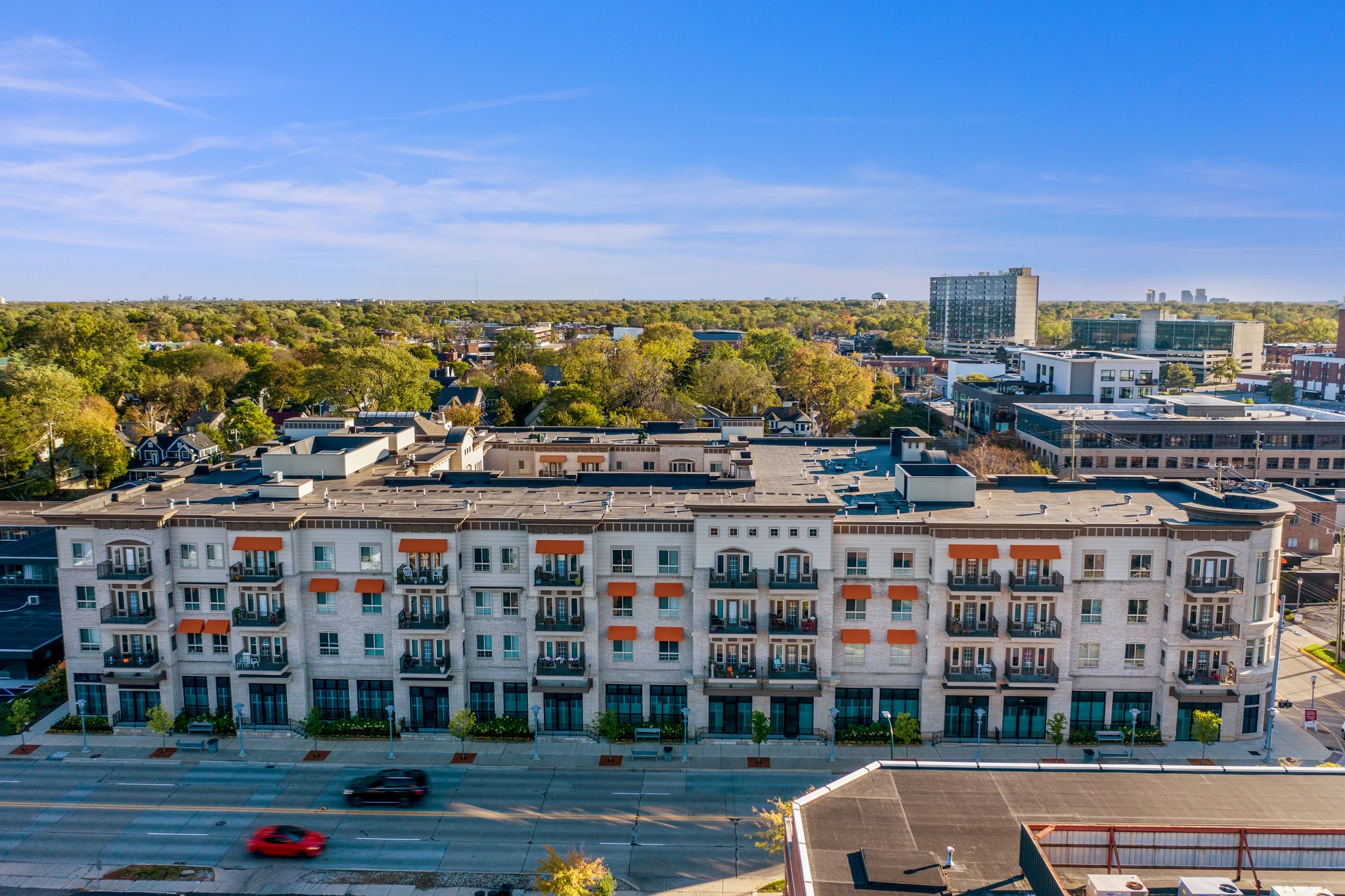 What Sets Luxury Senior Living Apart in Birmingham, MI | All Seasons ...